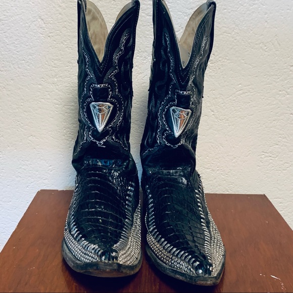 White Diamond | Shoes | Vtg White Diamond Cowboy Boots 8 Black White ...